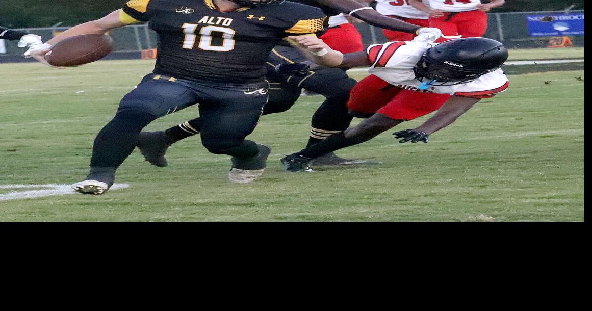 Yellowjackets explode past Hull-Daisetta, 55-0 | Sports | dailysentinel.com