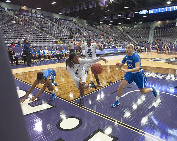 SFA vs. University of New Orleans on Saturday, Jan. 28, 2017 at William ...
