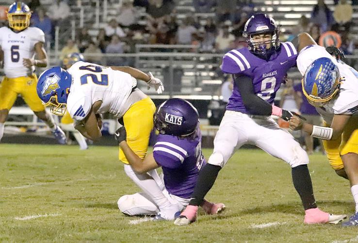 Indians overcomes Bearkats in 49-48 thriller | Sports | dailysentinel.com