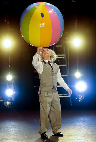 Turner Auditorium hosts Super Scientific Circus | Photo Gallery | dailysentinel.com