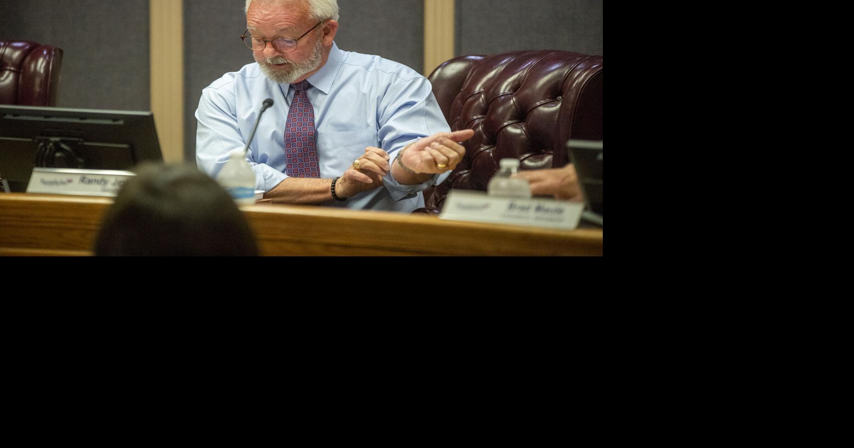 Mayor, council members take oaths of office | Local News ...
