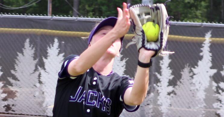 SFA softball walks off double header | Sports | dailysentinel.com