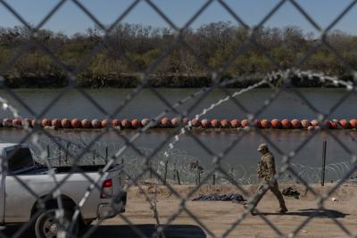 Texas’ border standoff with feds continues, despite U.S. Supreme Court ...