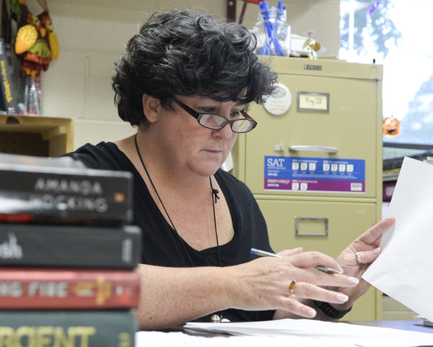 Walker shares decade of experiences | Local News | dailysentinel.com