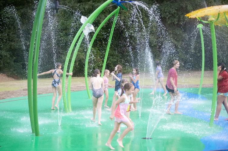 Fall splash: Ceremony opens Splashadoches | Local News | dailysentinel.com