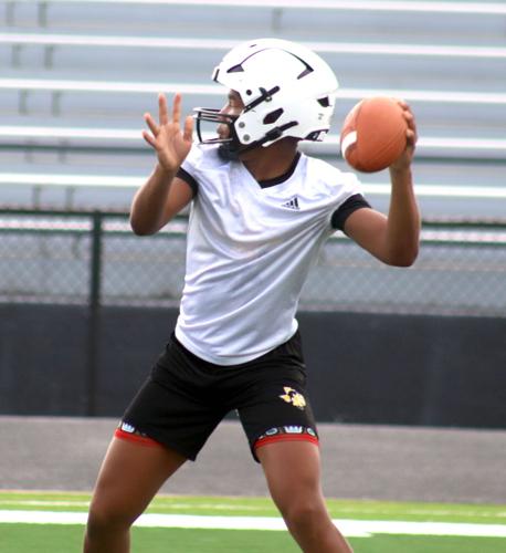 Football practice in full swing for Dragons | Sports | dailysentinel.com
