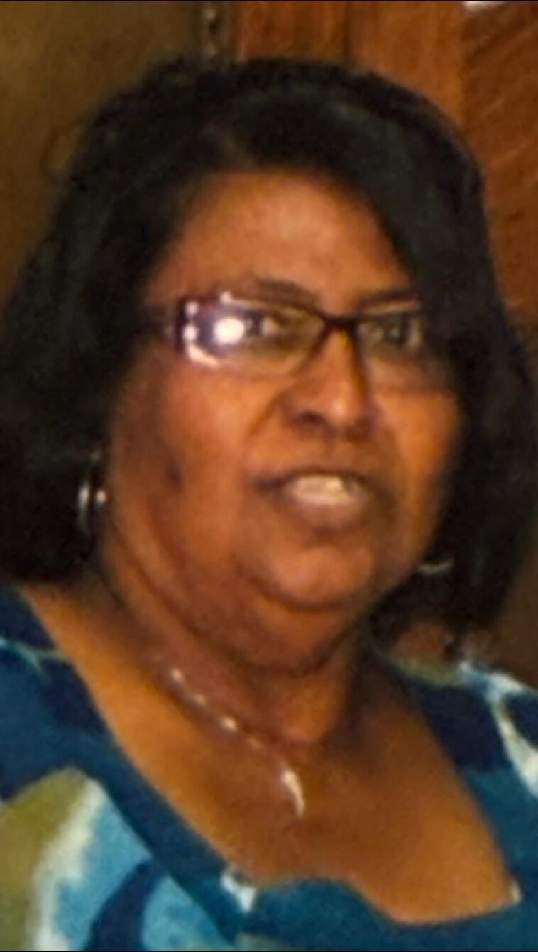 Sharon Yvonne Land Whitaker | Obituaries | dailysentinel.com