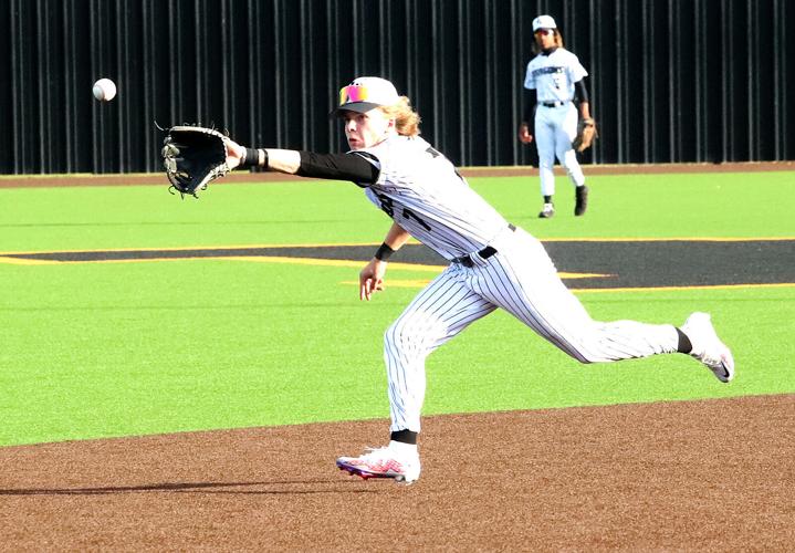 Pack evens season series with Nacogdoches, 2-1 | Sports | dailysentinel.com