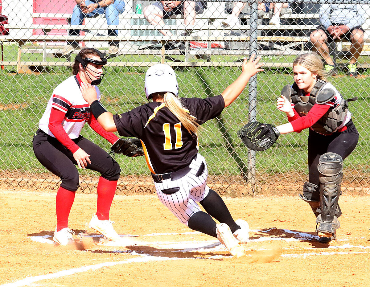 Playoff-bond Lady Bears take down MHS, 20-0 - BVM Sports