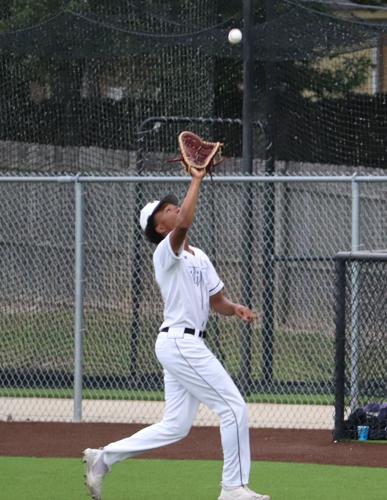 Dragons take down Broncos Friday night | Sports | dailysentinel.com