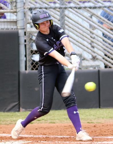 SFA softball walks off double header | Sports | dailysentinel.com