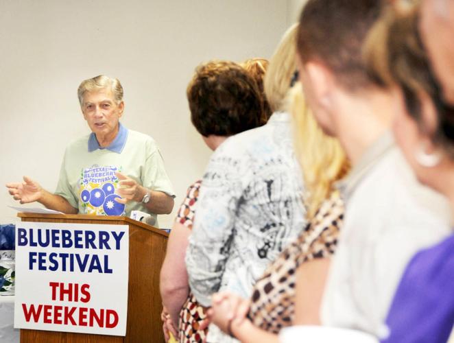 'We’ve lost a great man': Dunn remembered for life of service | Local ...