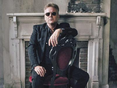 Terry McBride brings solo show to Kerrville stage | Entertainment ...