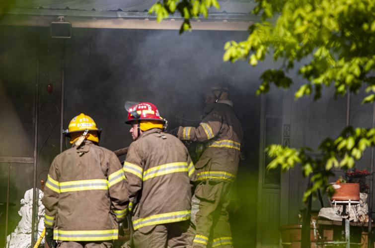 Photo gallery: Fire destroys Ingram home | Multimedia | dailytimes.com