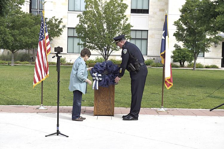 Fallen Police Officers Honored With Ceremony At City Hall News
