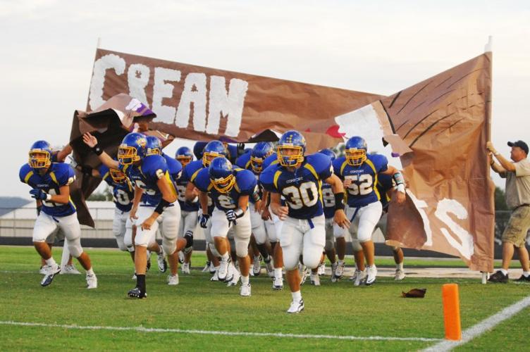 Hill Country Football, Sept. 3 | Today's Photos | dailytimes.com