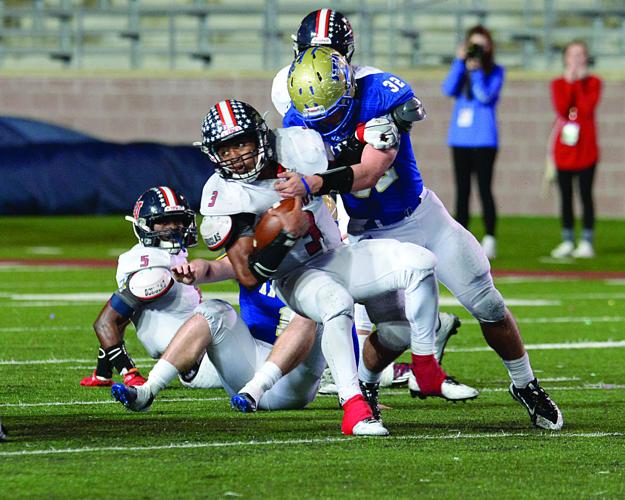 Tivy football beats Georgetown East View 35-17 en route to semifinals ...