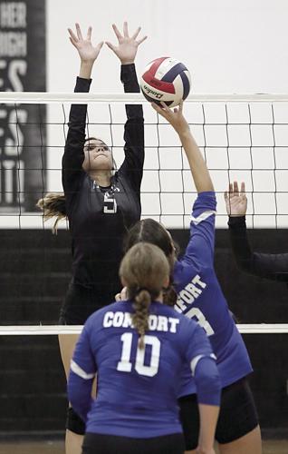 Comfort Deer walk away with 3-game sweep over Center Point | Sports ...