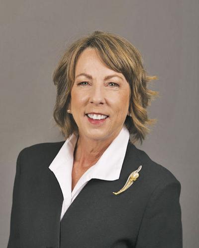 Mindy Wendele announces candidacy for county commissioner | News ...