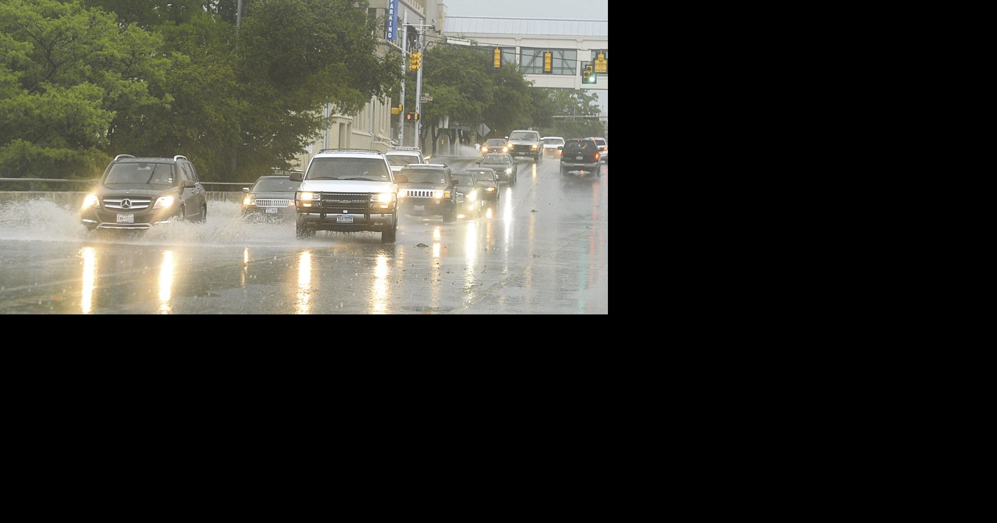 Warm weather continues in Kerr County, rain likely in the morning today ...