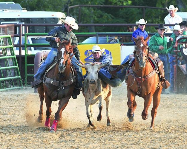 Heart of Kerr County Rodeo kicks off | Local | dailytimes.com
