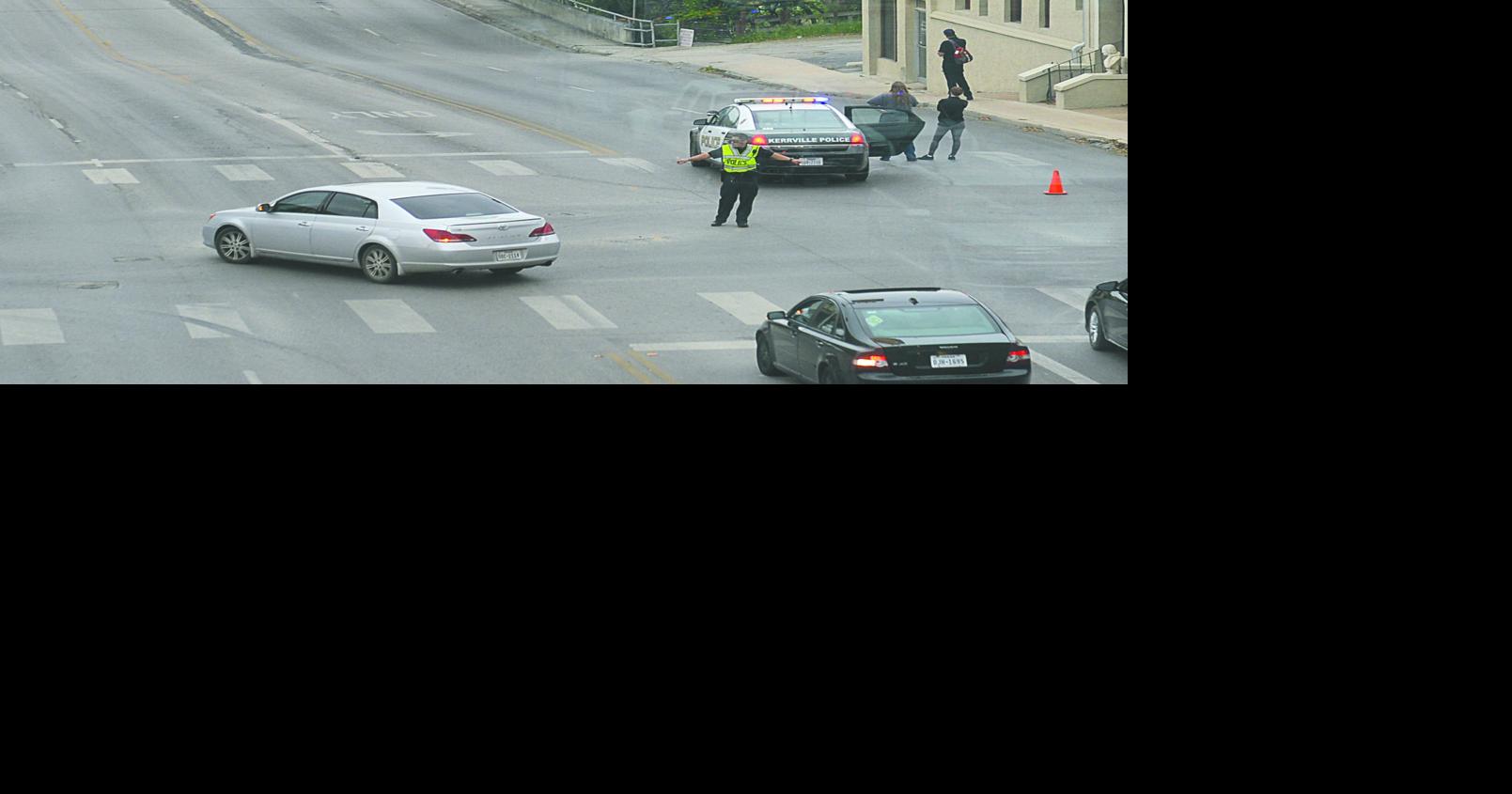 4-hour bridge standoff ends with man in custody | News | dailytimes.com