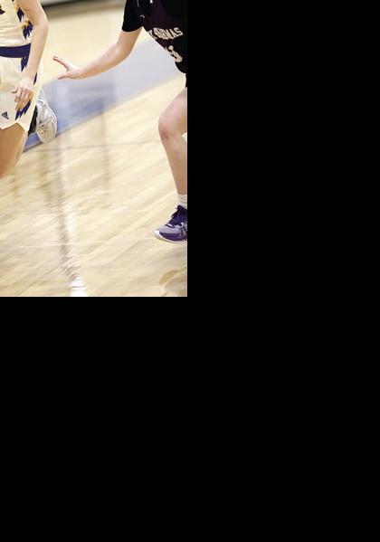 Deer lose at home to Stockdale, 46-31 | Sports | dailytimes.com