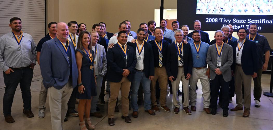 20th annual Tivy Hall of Fame inducts state finalist teams, trainer ...