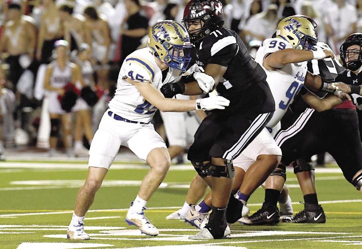 Antlers fall to Victoria West in district showdown | Sports ...