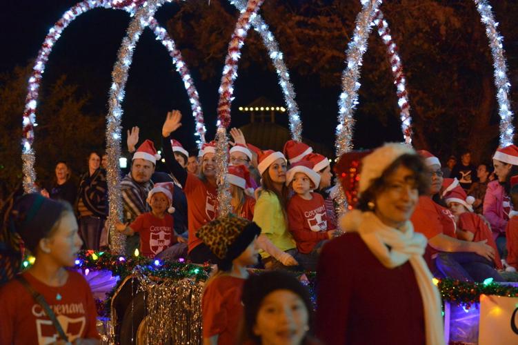 2014 Holiday Lighted Parade | News | dailytimes.com