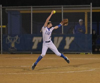 Tivy softball opens 2026 season with 4-1 win over Alamo Heights ...