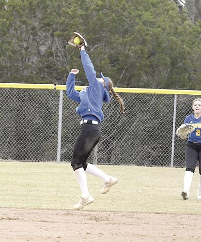 Deer drop first three games of softball tournament | Sports ...