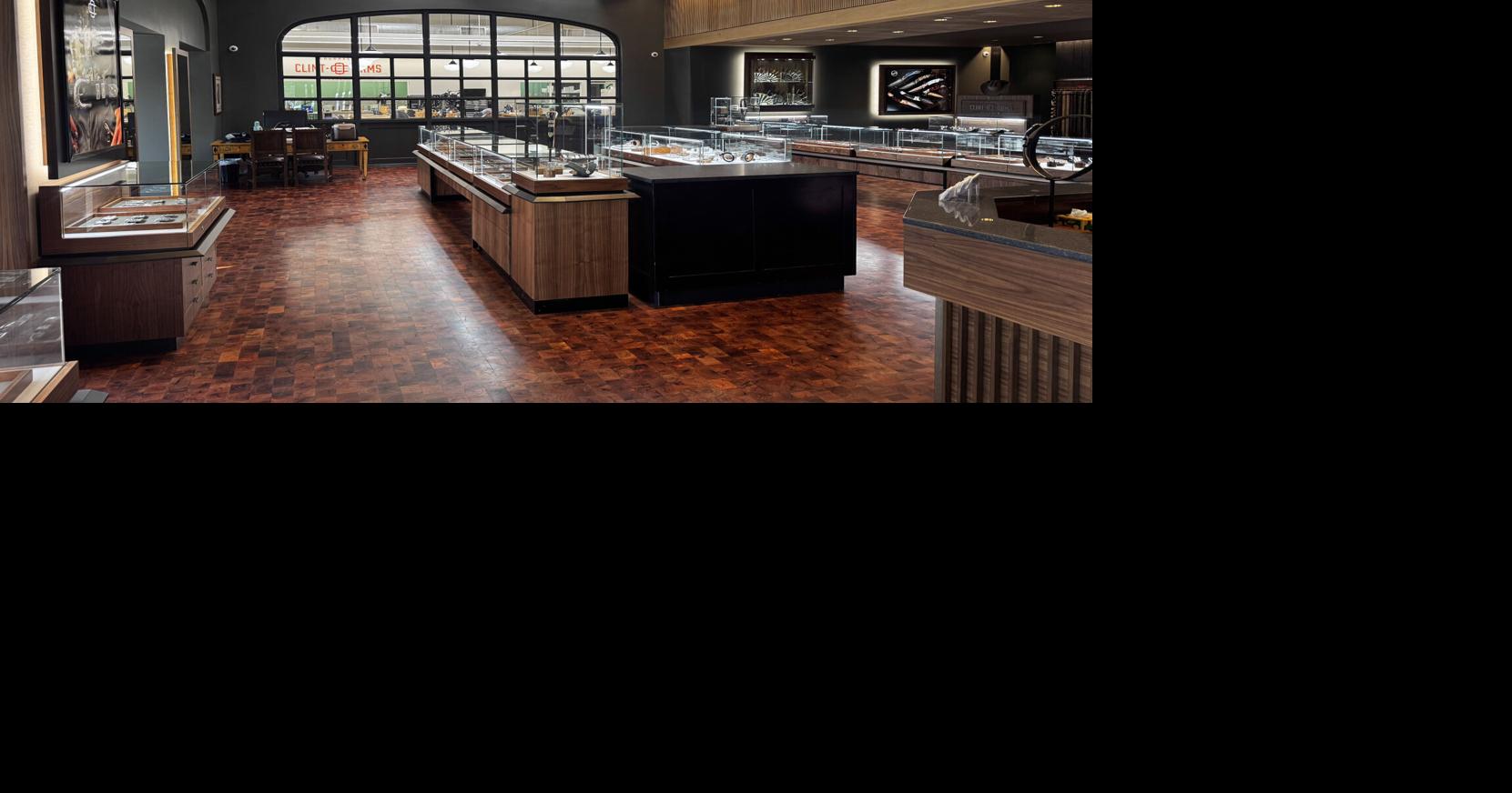 Engraver Clint Orms celebrates opening of flagship showroom in ...