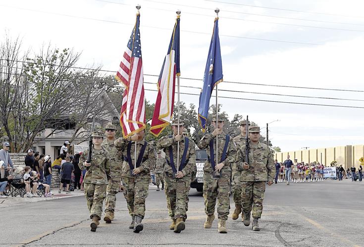 Tivy celebrates homecoming with annual parade | Local News | dailytimes.com