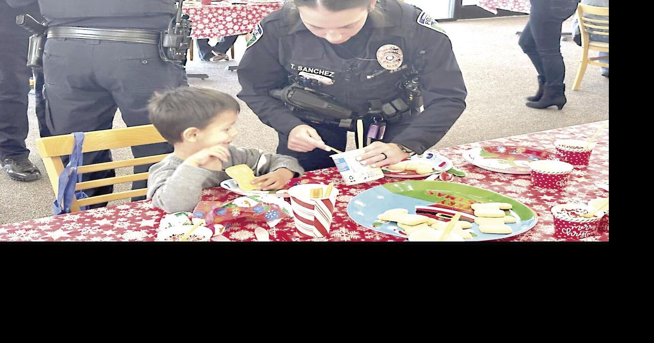 Families enjoy Cookies with Cops | News | dailytimes.com