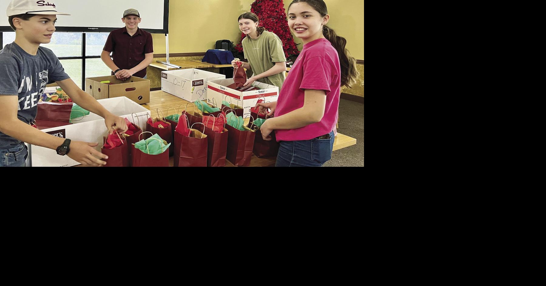 HCHSA students lend a hand at Dietert Center | Local News | dailytimes.com
