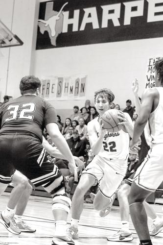 Longhorns cruise to victory over Eagles | Sports | dailytimes.com