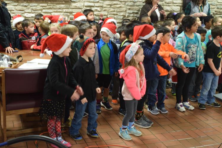 Starkey Elementary Carolers | Multimedia | dailytimes.com