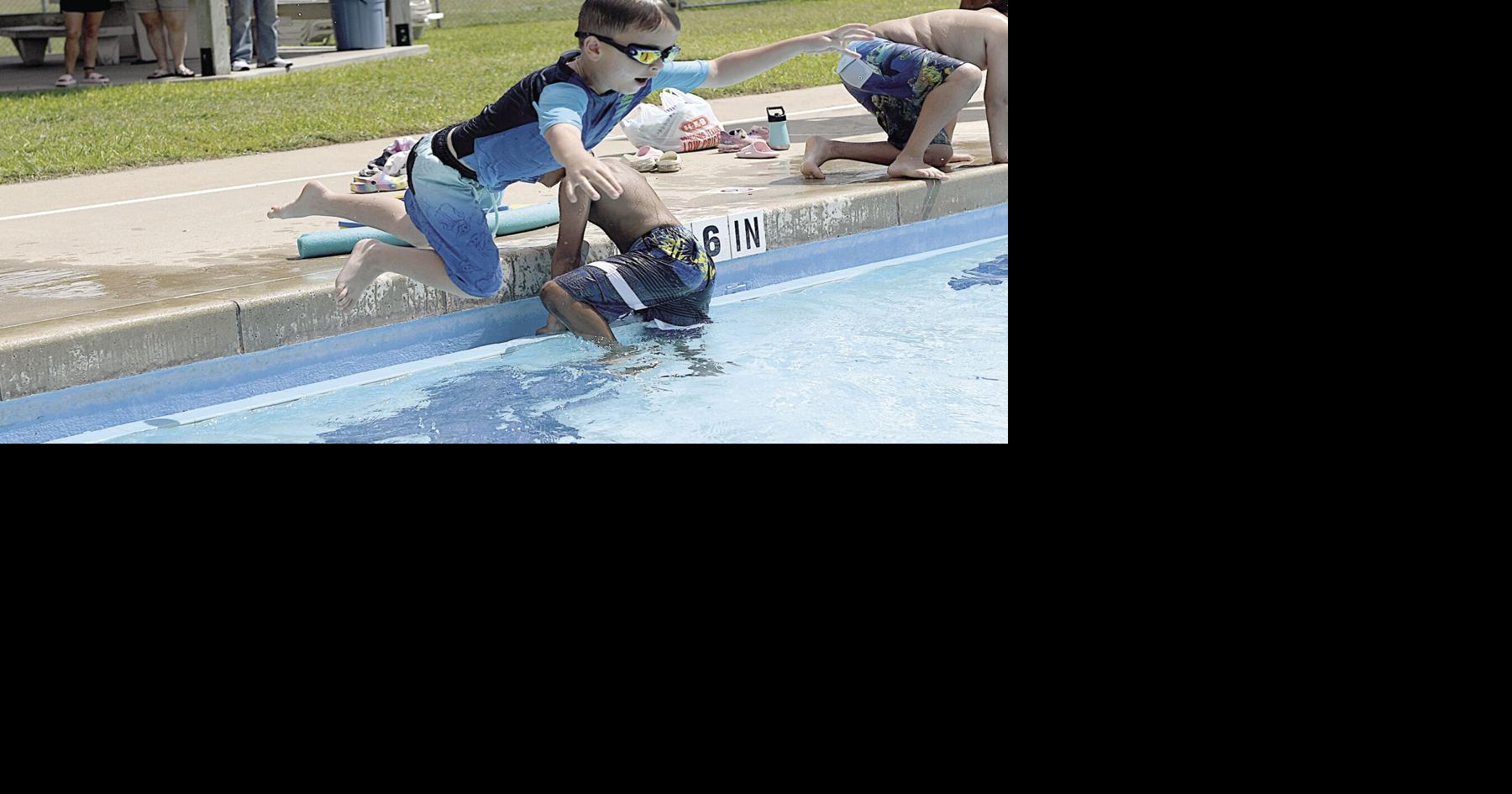 Swim lessons at Olympic pool keeps kids all wet | News | dailytimes.com