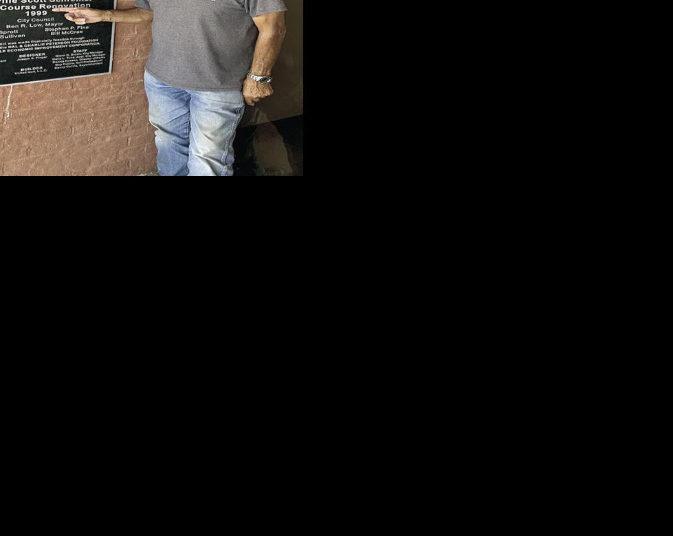 Golf legacy: Hitting the local greens a family affair for Arredondos ...