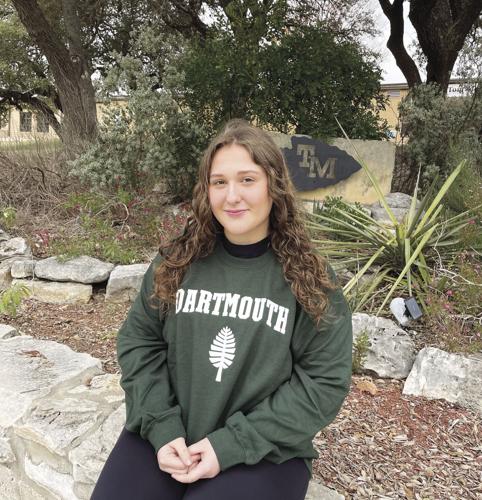 Program opens doors for high-achieving seniors, like ITM’s Nevaeha ...