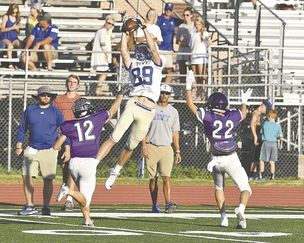 Antlers give ‘first look’ | Sports | dailytimes.com