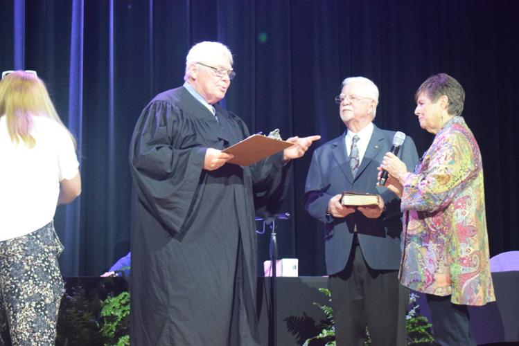 New mayor, council members sworn into office | News | dailytimes.com