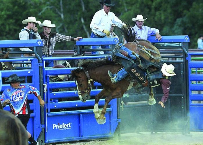 Heart of Kerr County Rodeo kicks off | Local | dailytimes.com