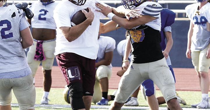 Chris Russ uses unique approach to help Tivy prepare for game day ...