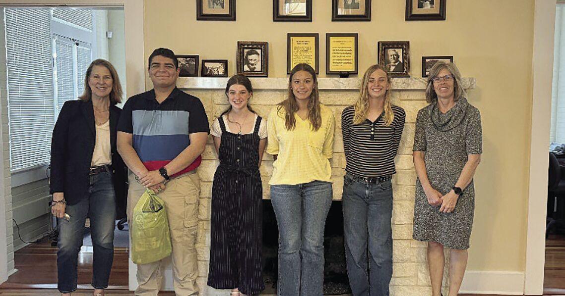 KAYLA gets tour of library facilities | Local News | dailytimes.com