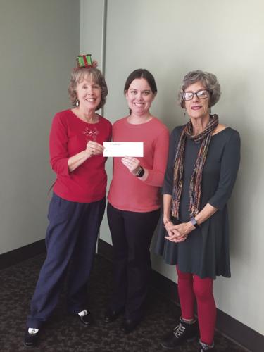 Friends group gives $25K to library | News | dailytimes.com