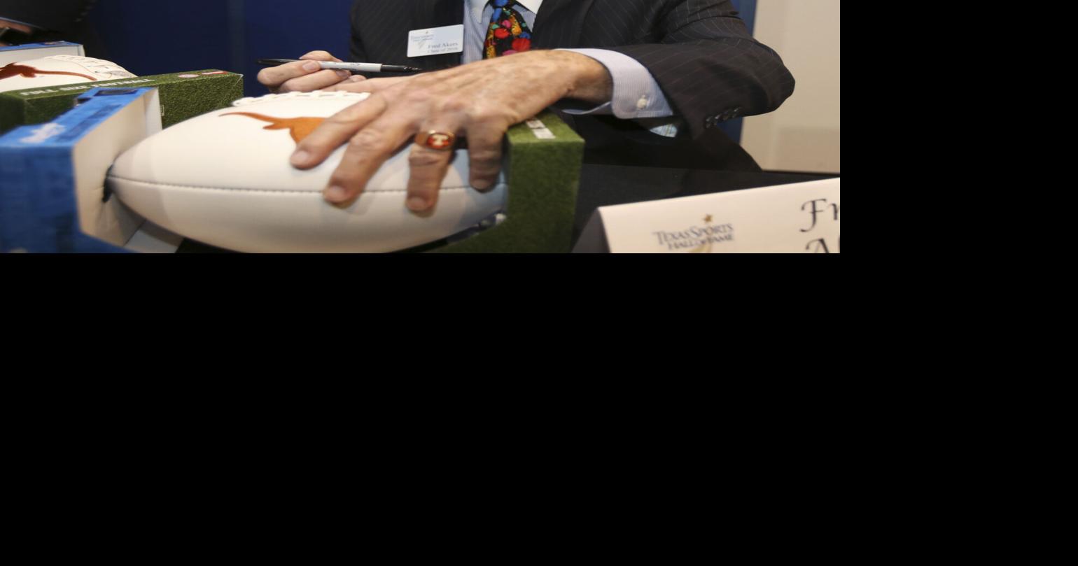 Fred Akers, Texas coach who flirted with glory, dies at 82 | Promotions ...