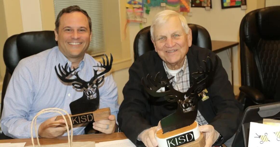 Students award KISD school board | Education | dailytimes.com