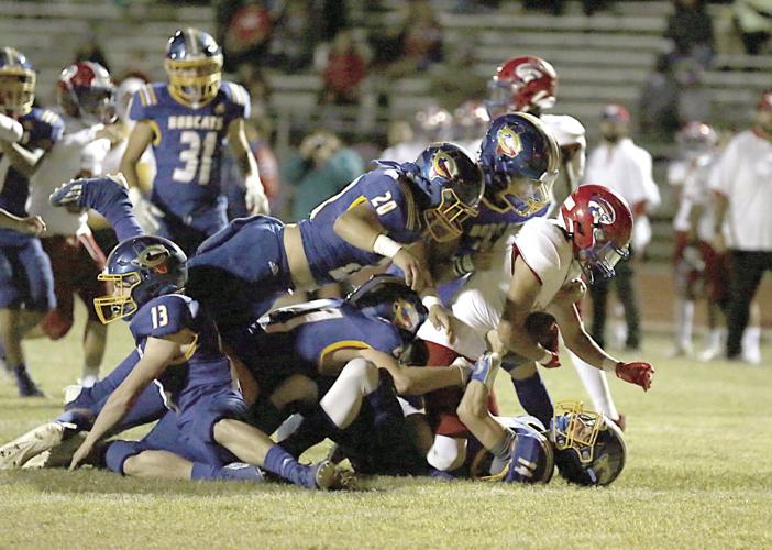 Comfort rolls into 3-A football playoffs with 51-0 win | Sports ...